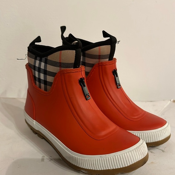 Burberry | Shoes | Burberry Rain Boots | Poshmark